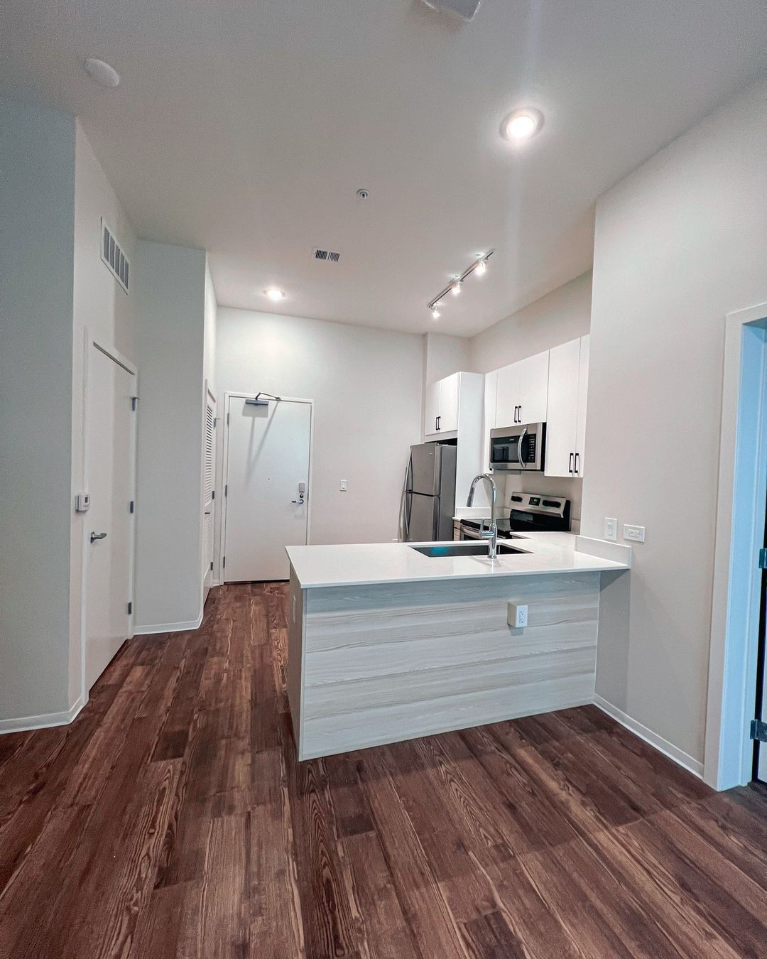 Nine 31 | Modern Student Apartments in Gainesville, FL near UF