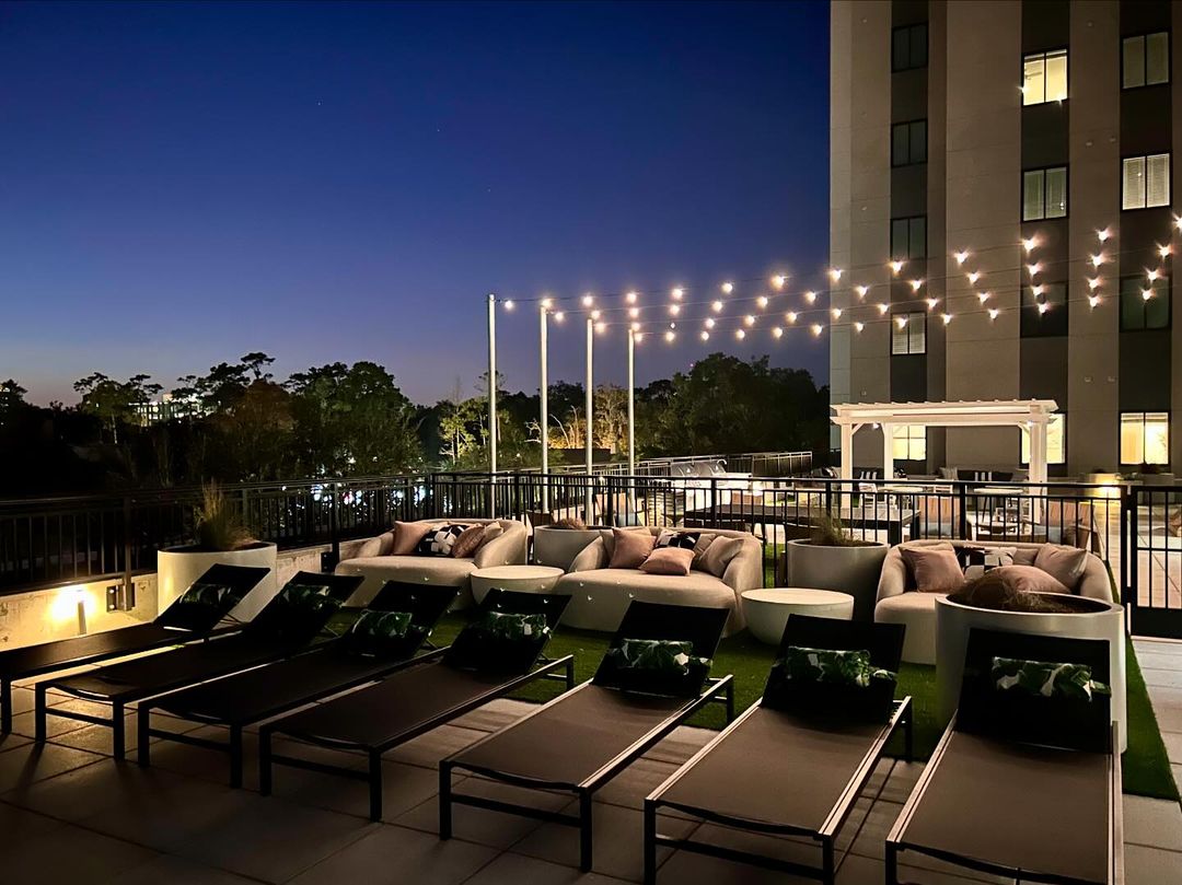 Nine 31 | Modern Student Apartments in Gainesville, FL near UF